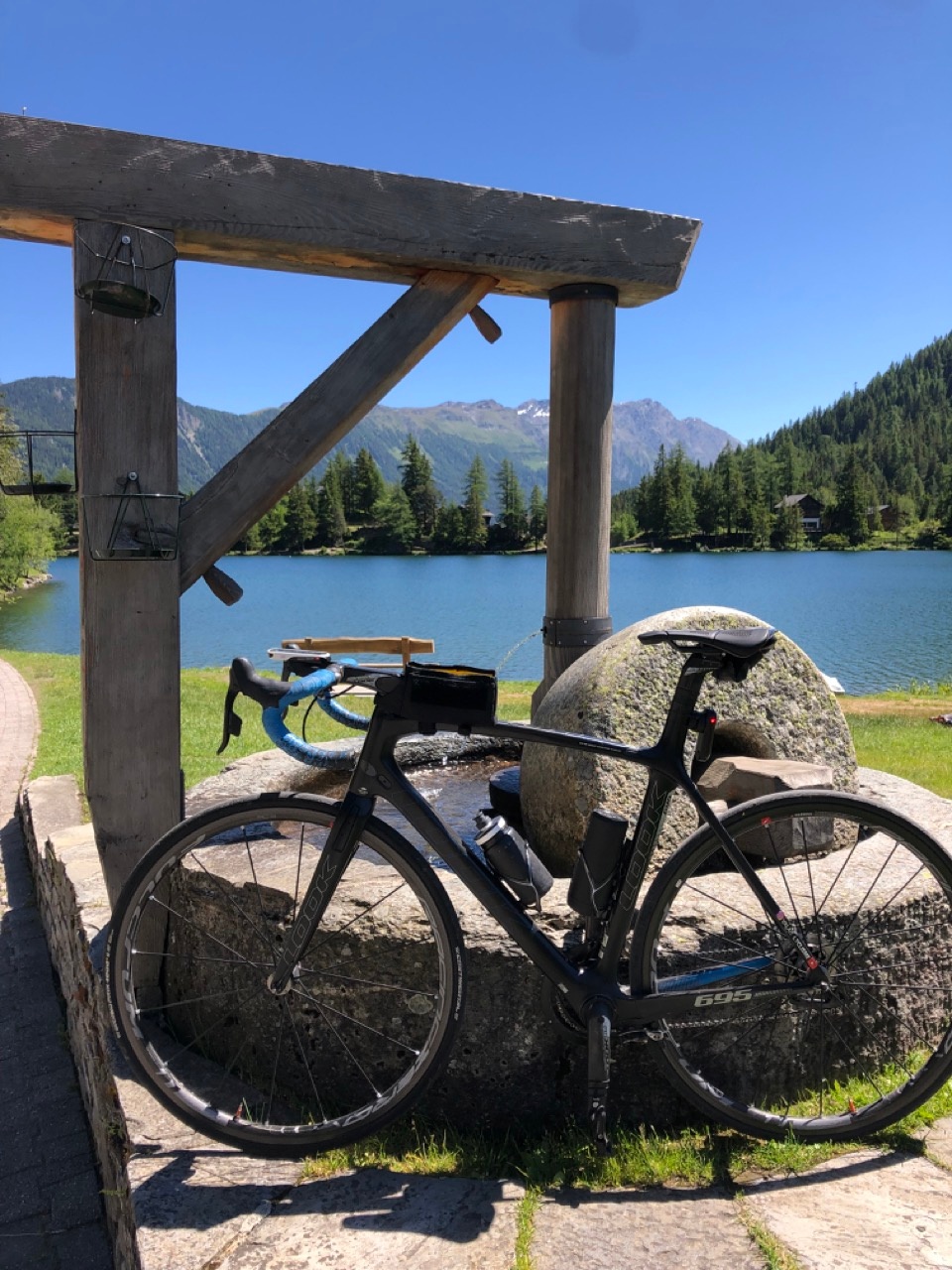 Champex-Lac - Au Pays du St-Bernard - Valais-Suisse