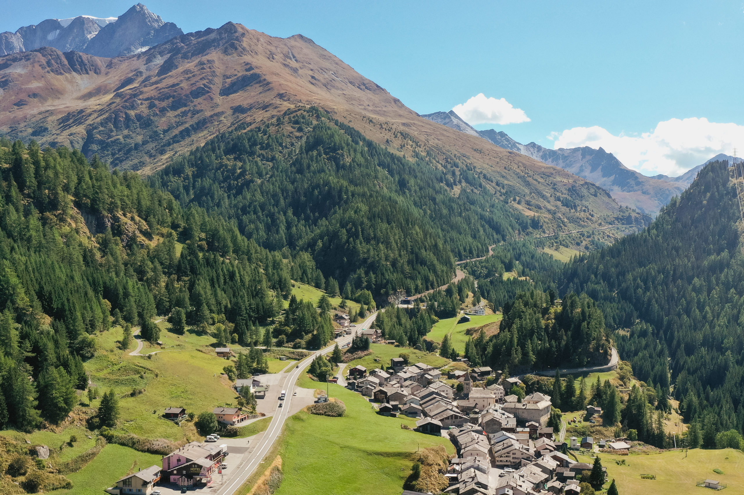 Bourg-Saint-Pierre - Destination - Pays du Saint-Bernard